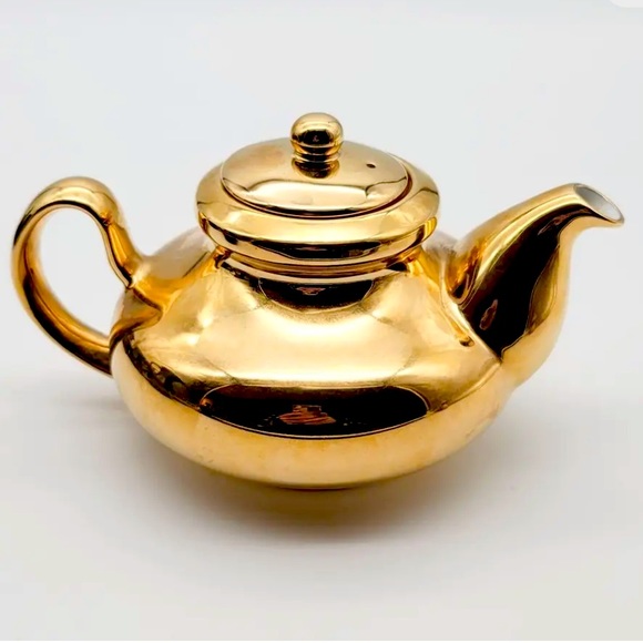 MLESNA | Kitchen | Mlesna Single Serve Teapot 22k Gold Over Porcelain ...